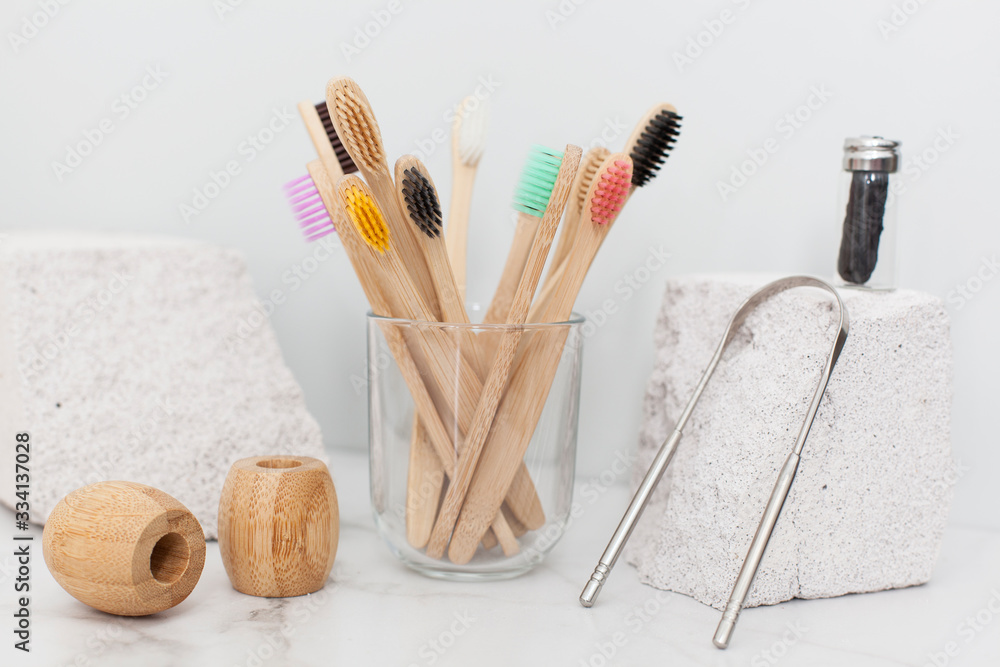 eco bath set for oral care without plastic. Family-friendly bamboo ...