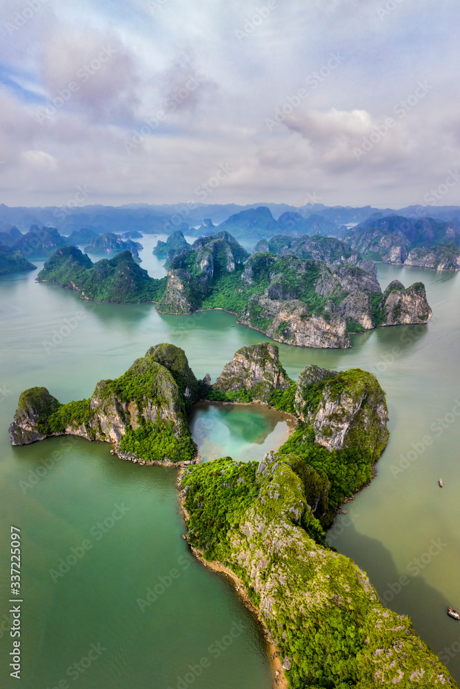 Aerial view Ba Hang floating fishing village, rock island, Halong Bay ...