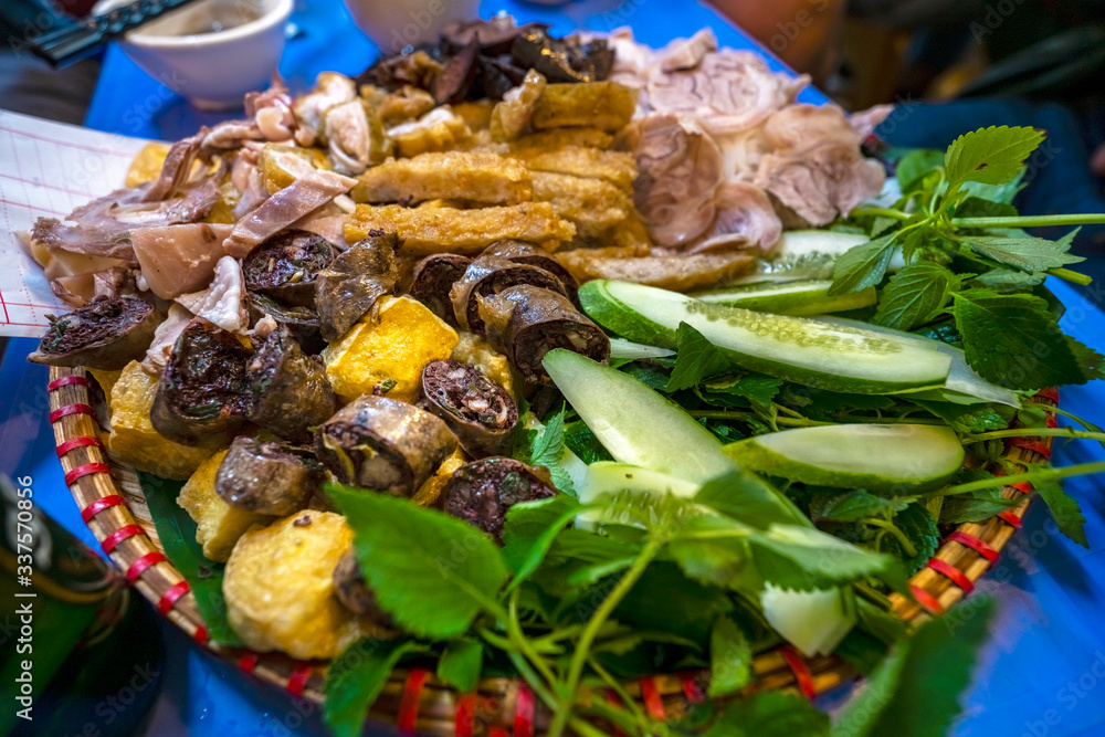 Stock-Foto „In Hanoi, Vietnamese food, Banh Gio or pyramid shaped rice ...