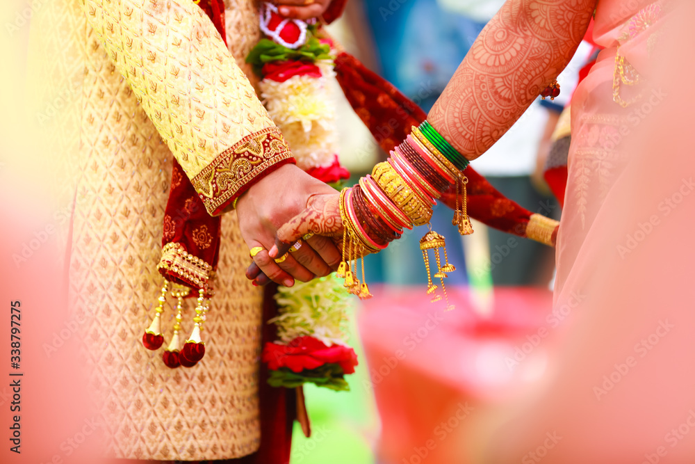 bride and groom hands , indian wedding Stock Photo | Adobe Stock