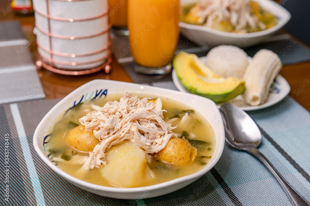 Foto de Stock Ajiaco Santafereño, plato tipico colombiano, comida ...
