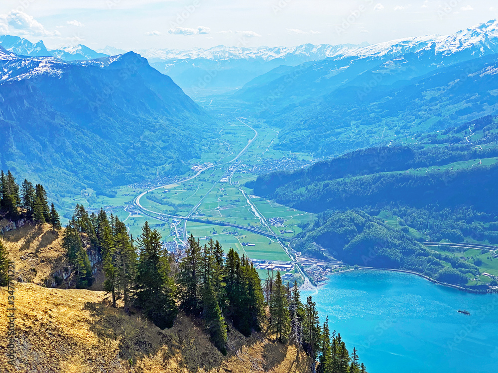 Subalpine valley Seeztal and lake Walensee, between the mountain ranges ...