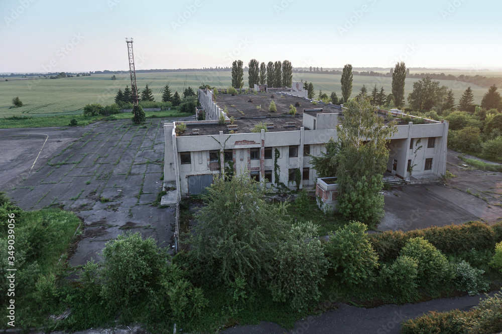 Ruins of abandoned buildings in 1986. Soviet architecture in Chernobyl ...