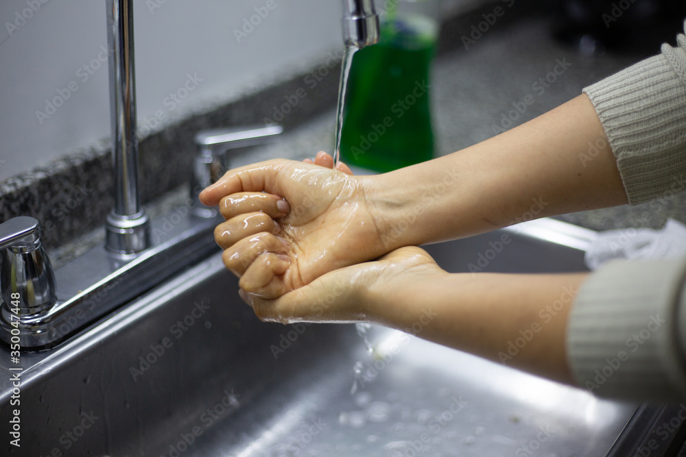 Hand washing lavado de manos Stock Photo | Adobe Stock