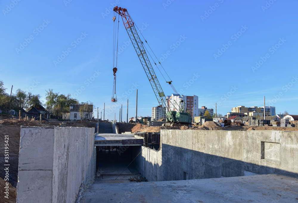 Сonstruction of an underground pedestrian crossing at the intersection ...