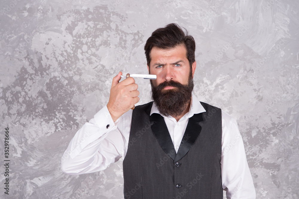 Straight razor is razor with blade that can fold into its handle ...