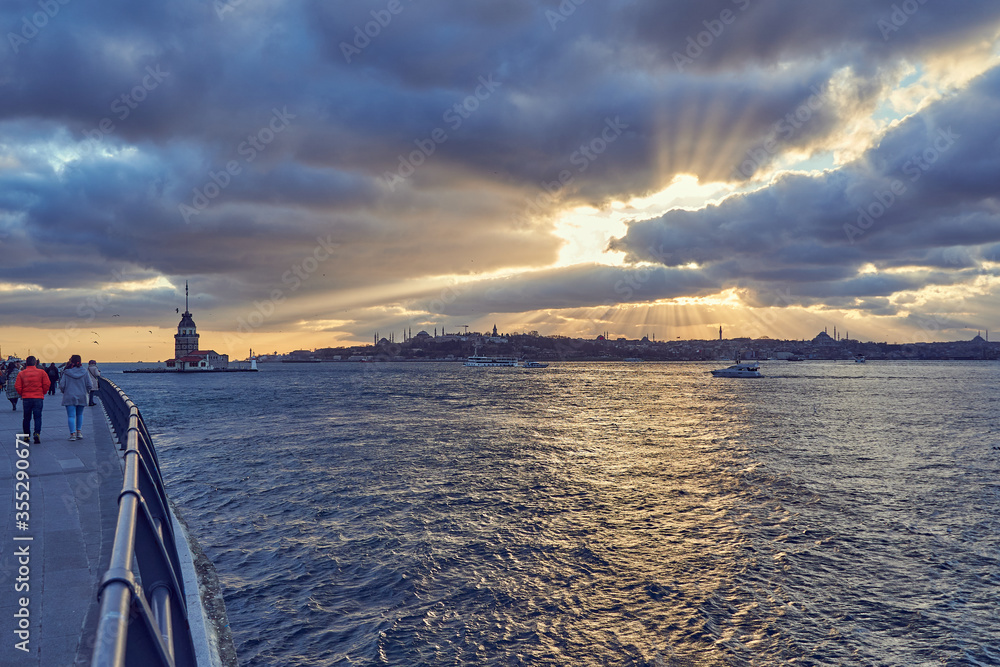 Istanbul sunet panorama with landmarks, Maiden Tower / Kiz Kulesi ...