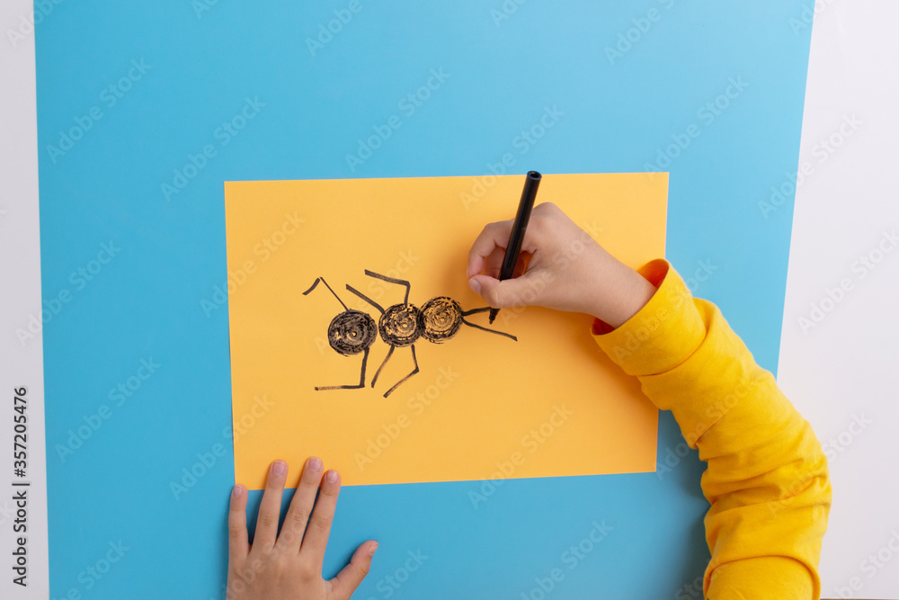 How to draw an ant, an easy art project for a preschooler, DIY, step 2 ...
