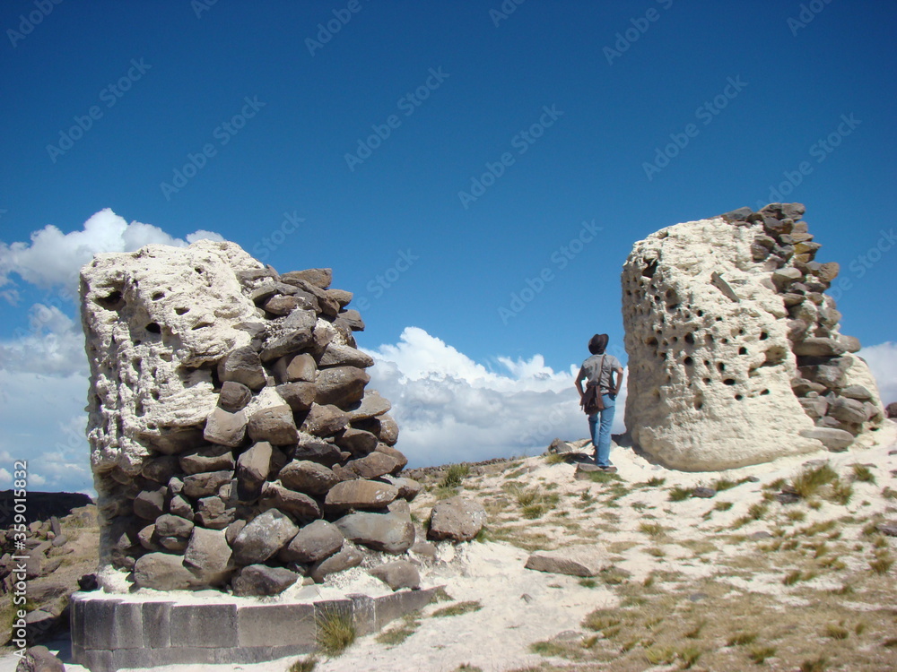 Chullpas (Burial towers) of Sillustani at Lake Umayo (Puno, Peru) Stock ...