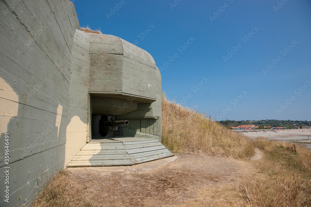 Fort Hommet 10.5 cm Coastal Defence Gun Casement Bunker, Guernsey, UK ...