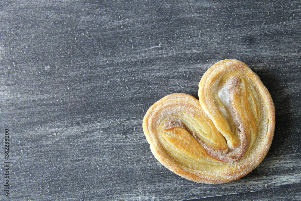pan dulce mexicano con azúcar, oreja y moño Stock Photo | Adobe Stock