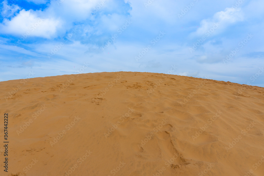 Stock-Foto „Red Sand Dunes, also known as Golden Sand Dunes, is located ...