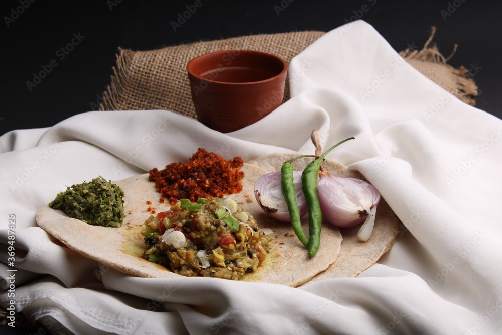 Baigan/Baingan Bharta - Mashed roasted Eggplant cooked with spices ...