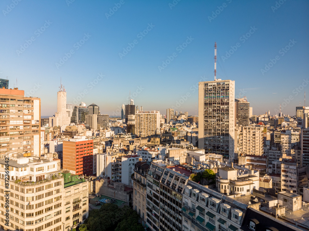 Vista aérea del skyline de Retiro, en Buenos Aires, Argentina sobre la ...