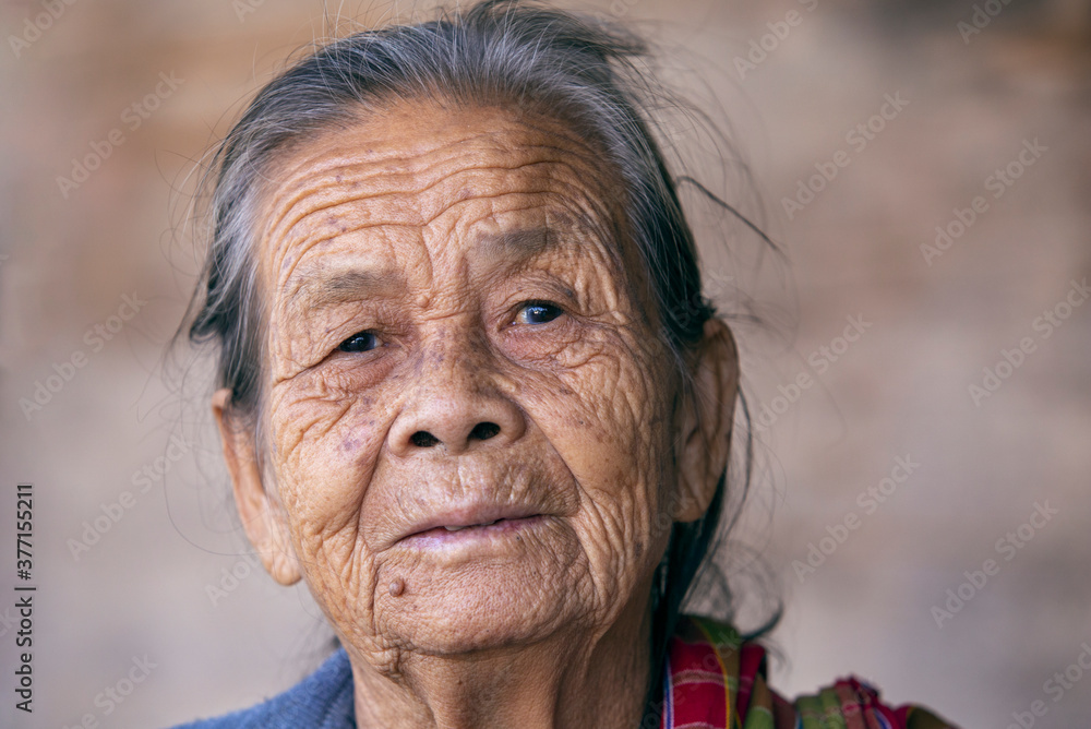 Wrinkly Old Face