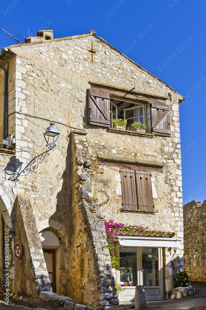 Medieval Stone houses in famous village of Saint-Paul-de-Vence. Saint ...