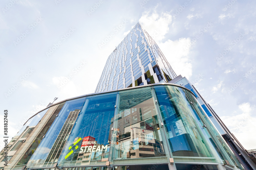 Shibuya, Tokyo, Japan - SHIBUYA STREAM: Shibuya Stream is a skyscraper ...