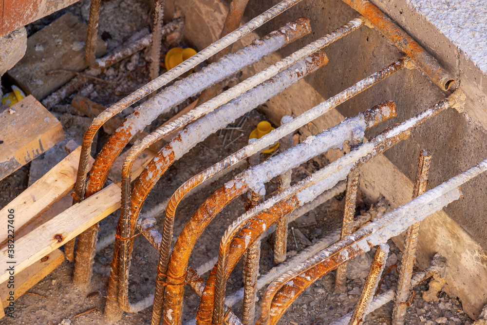 Foto Steel reinforcement pins rebars or thread bars, used in piling ...