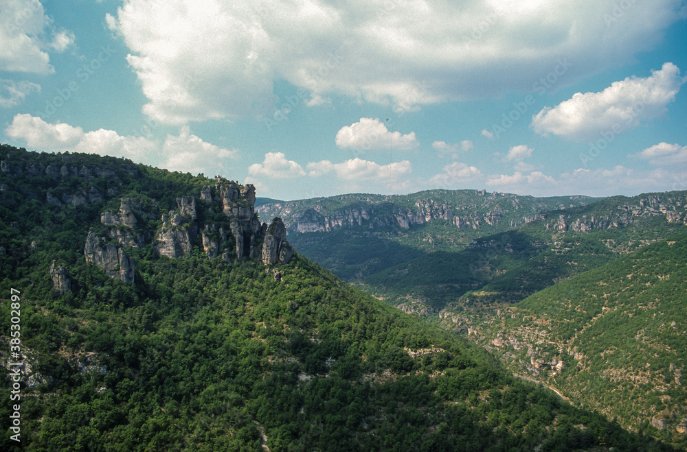Gorges de la Dourbie,, Parc naturel régional des Grands Causses, 12 ...