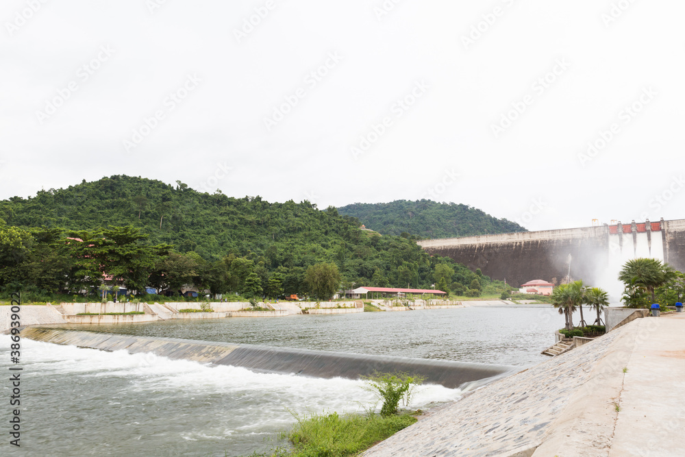 water release at spillway Compacted Concrete Dam, Translation: "Khun ...