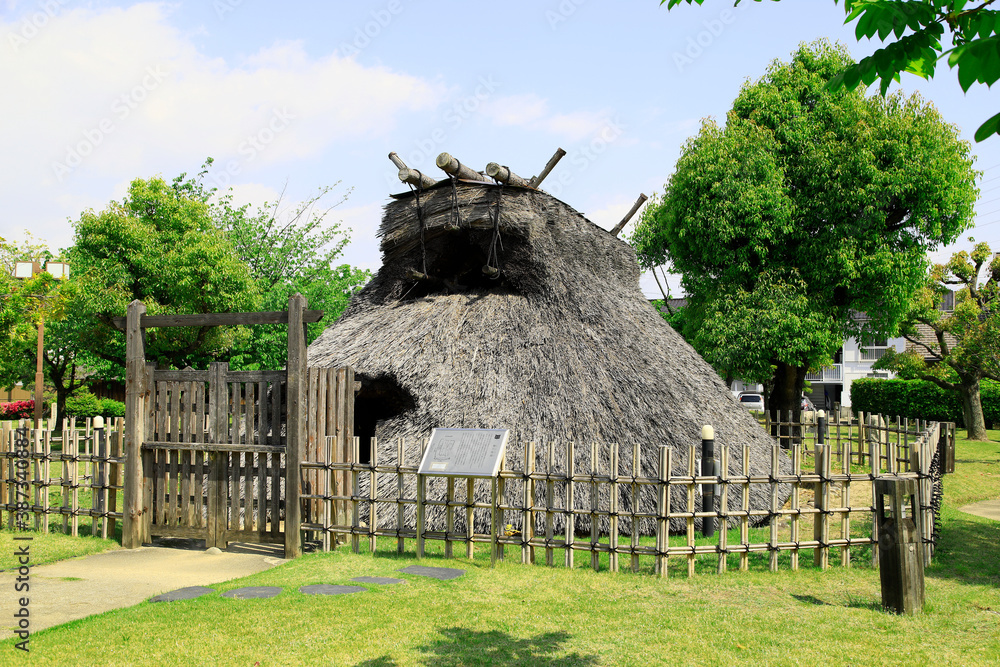 弥生時代の住居 竪穴式住居 Stock Photo | Adobe Stock