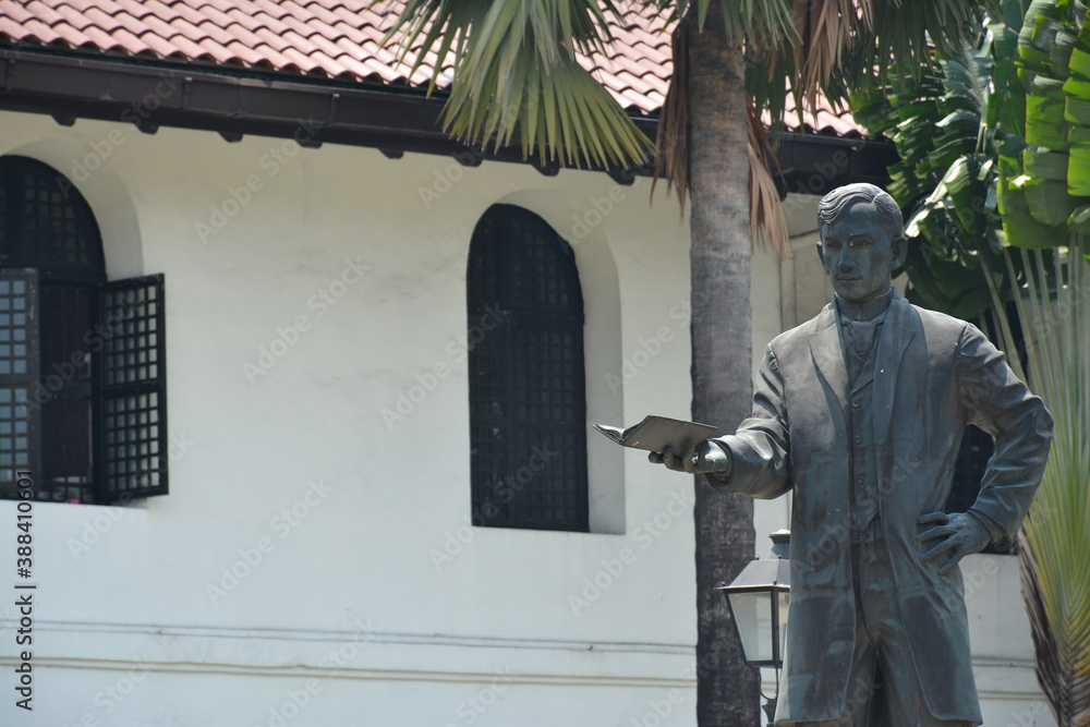 Foto de Stock Jose Rizal at Fort Santiago statue in Intramuros, Manila ...