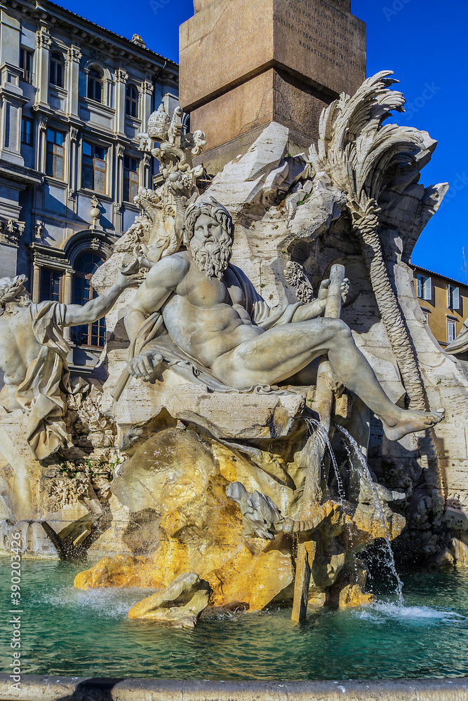 Fountain of the Four Rivers (Fontana dei Quattro Fiumi, by Gian Lorenzo ...