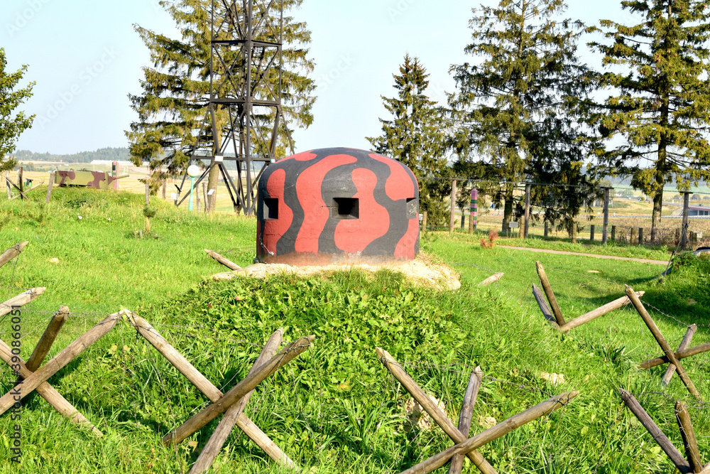 Foto de Stock Military defensive structure. World War II machine gun ...