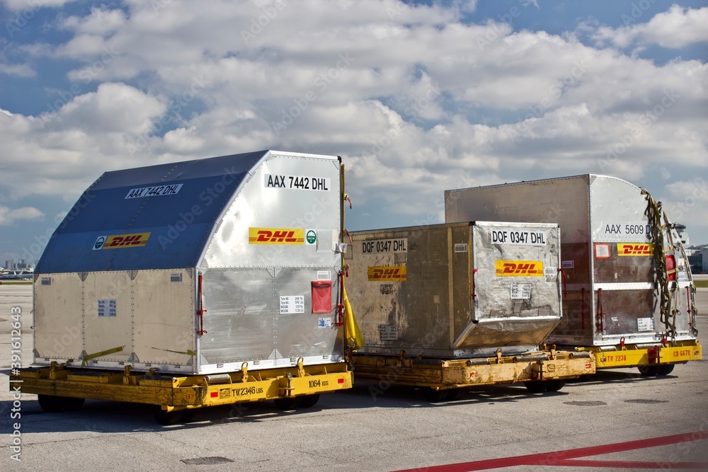Foto de Stock Miami,Florida 12/31/2019-Empty DHL ULD air containers ...