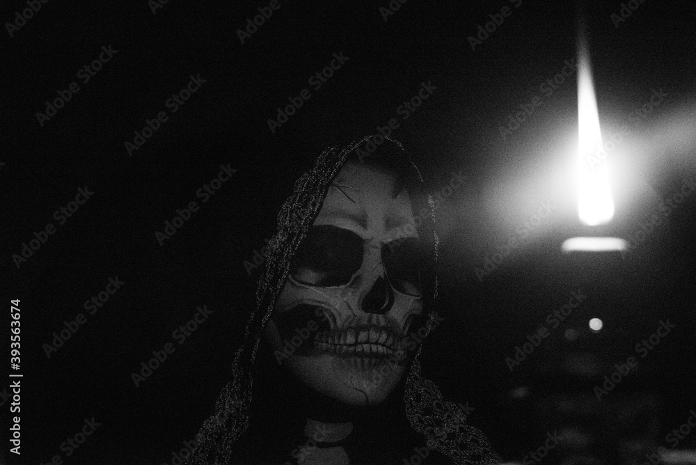 The death. Artistic makeup representing death, Low Key image ...