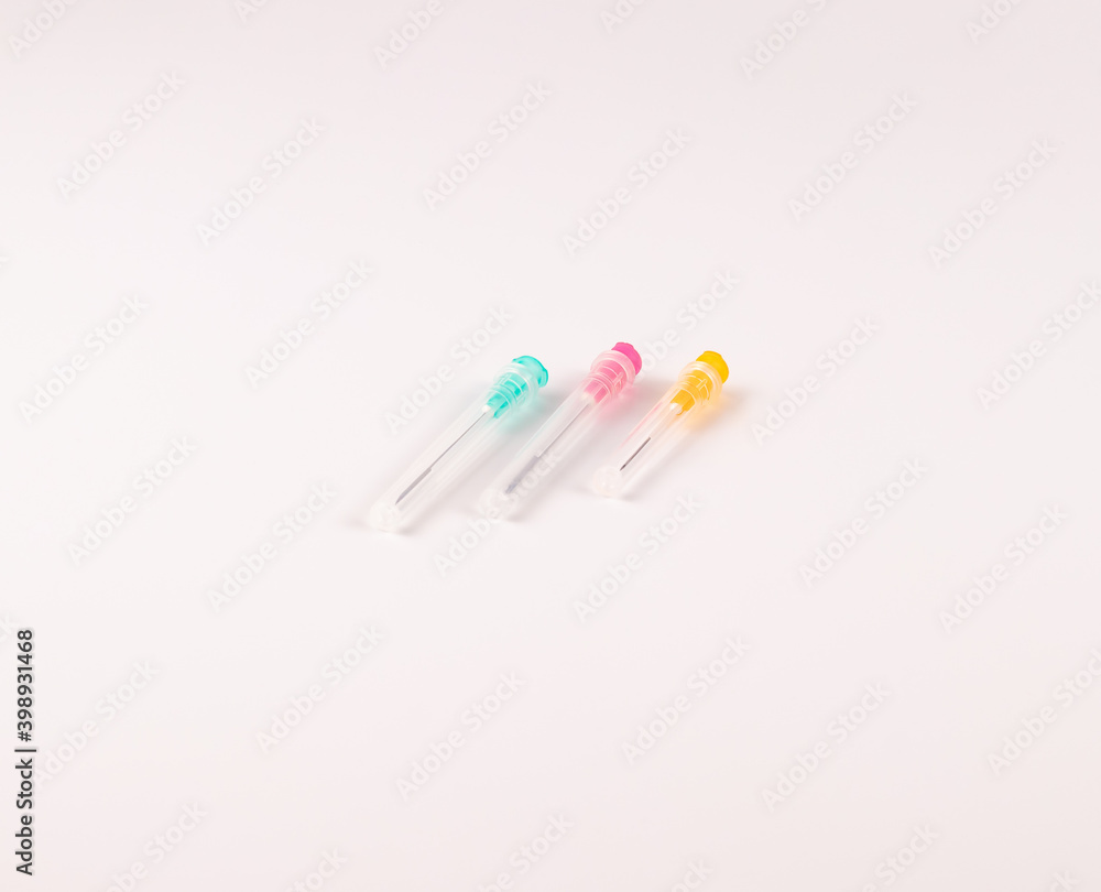 Disposable syringe needles, various sizes, for intramuscular ...
