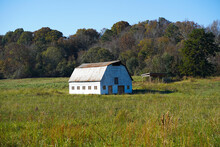 Autumn Fall Blue Barn Free Stock Photo - Public Domain Pictures