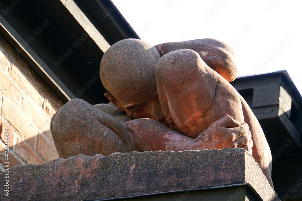 Chicago, Illinois, U.S - October 14, 2018 - An old statue on top of the ...