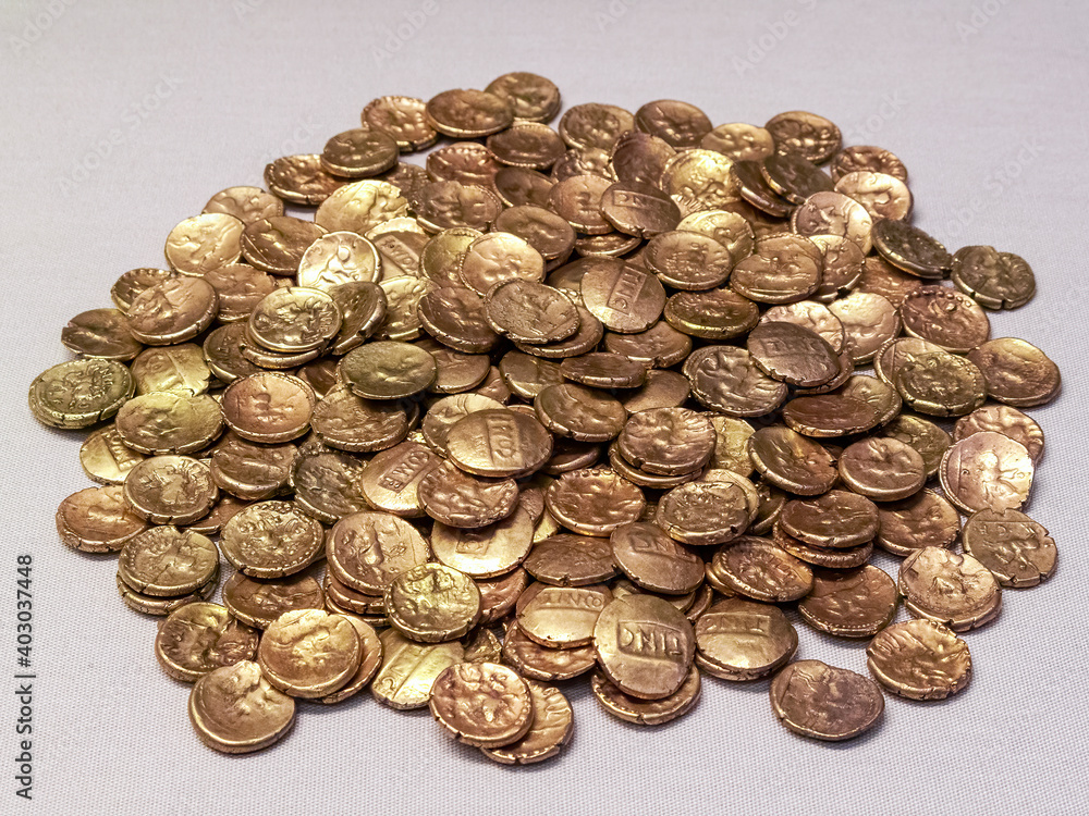 Iron Age gold stater coins from the Alton Hoard of Tincomarus of the ...