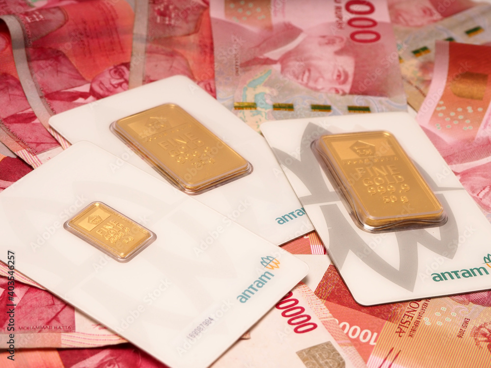 Jakarta, Indonesia, January 7th 2021 : Fine Gold Bar 999 that produced ...