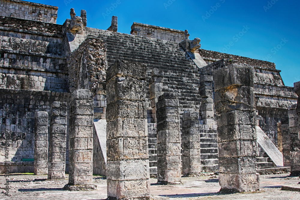 Chichen Itza - Columns of the Temple of the Thousand Warriors stone ...