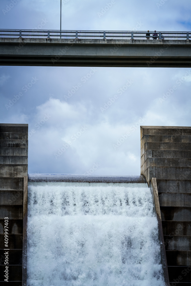 Photo Stock The Hinze Dam is a rock and earth-fill embankment dam with ...