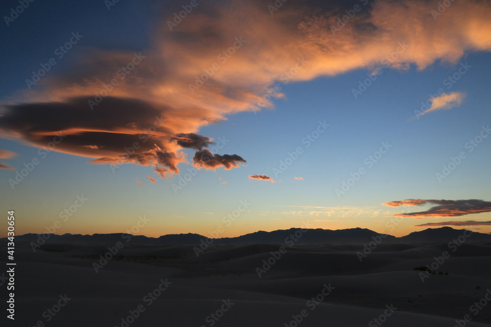 dramatic landscape photos of the largest gypsum sand dunes in the world ...