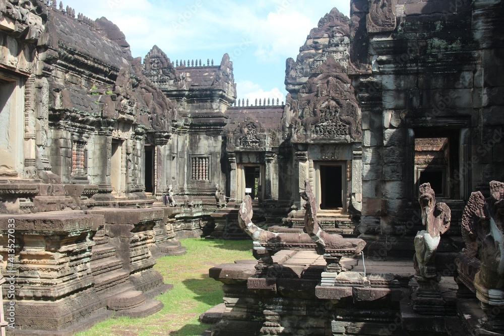 Foto Banteay Samré is a temple at Angkor, Cambodia, located 400 metres ...
