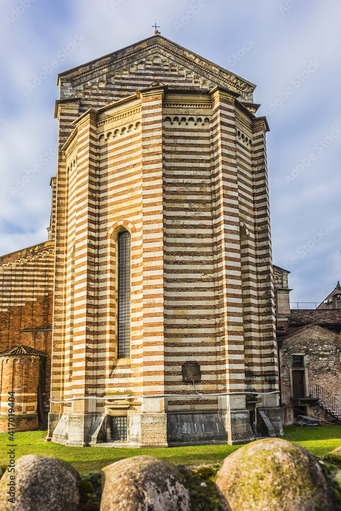 Basilica di San Zeno Maggiore in Verona. Basilica di San Zeno Maggiore ...