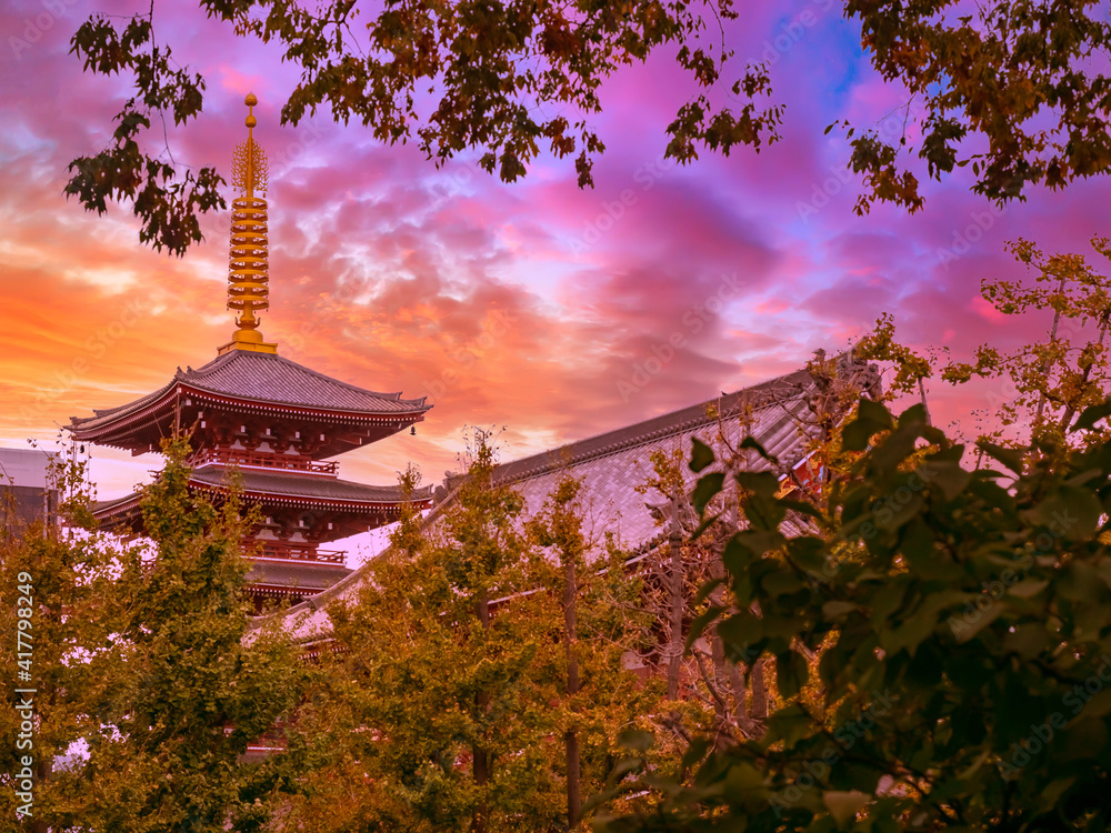 Fotografie Tokyo Pagoda. Japan city landscape. Asakusa Shrine on ...