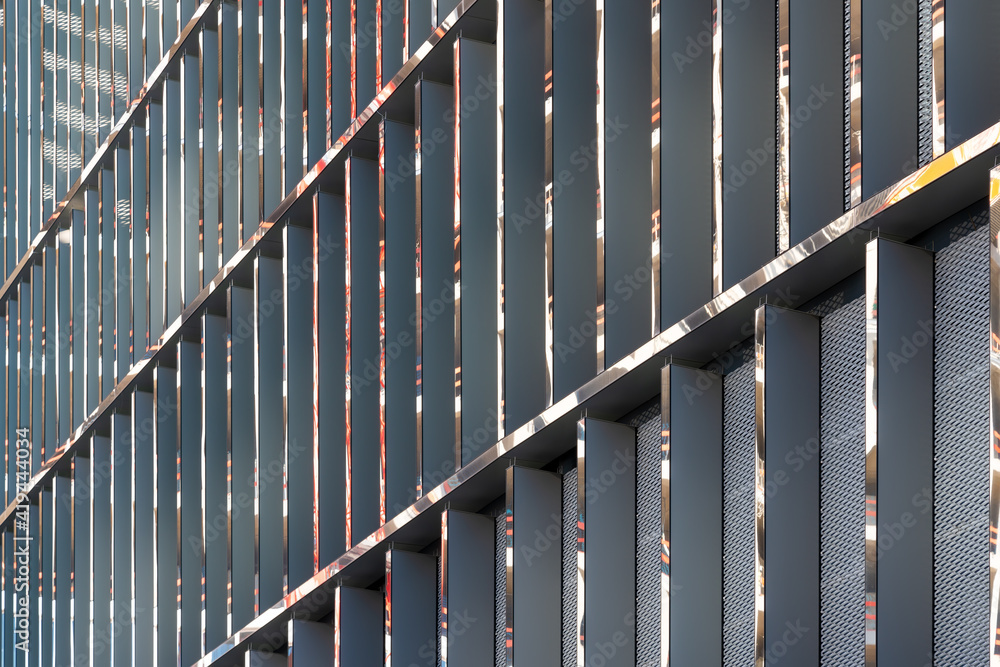 Facing the building with a ventilated facade. Aluminum colored facades ...