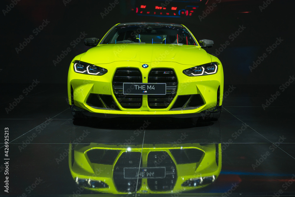 Foto de Stock New BMW M4 Competition Coupe Super sport car with ...