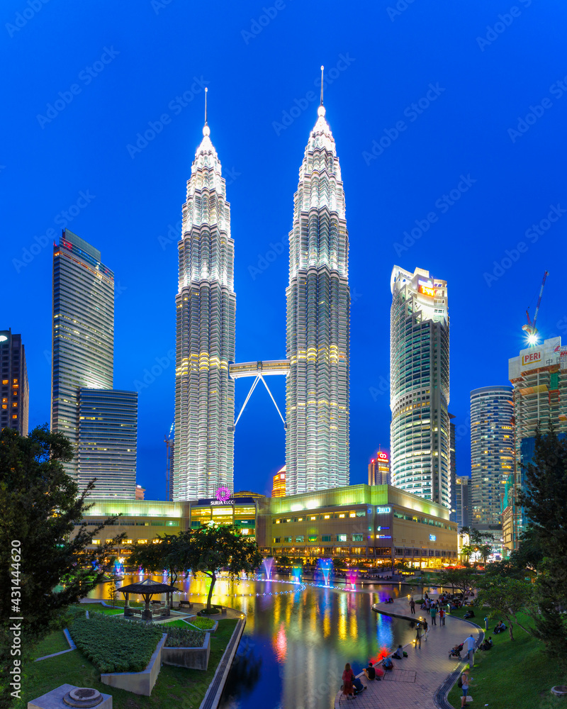 KUALA LUMPUR MALAYSIA - JUNE 18, 2016 : Petronas Towers in Kuala Lumpur ...