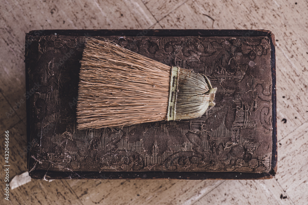 Vintage Broom on Floor Mat - Abandoned House in Massachusetts Stock ...
