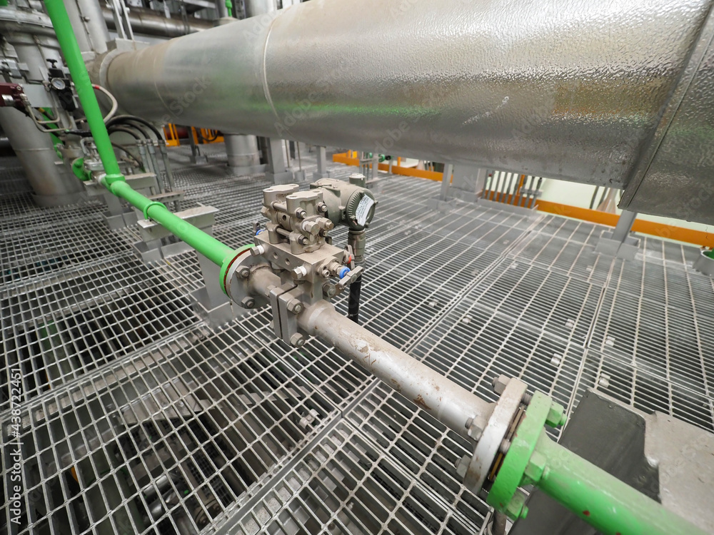 Flow transmitter of Vertex type for monitoring and control flow of ...