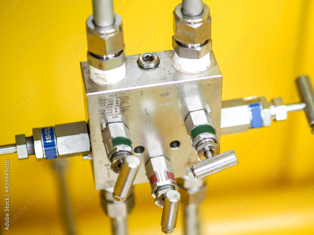 Block valve or manifold valve of pressure transmitter for apply in ...
