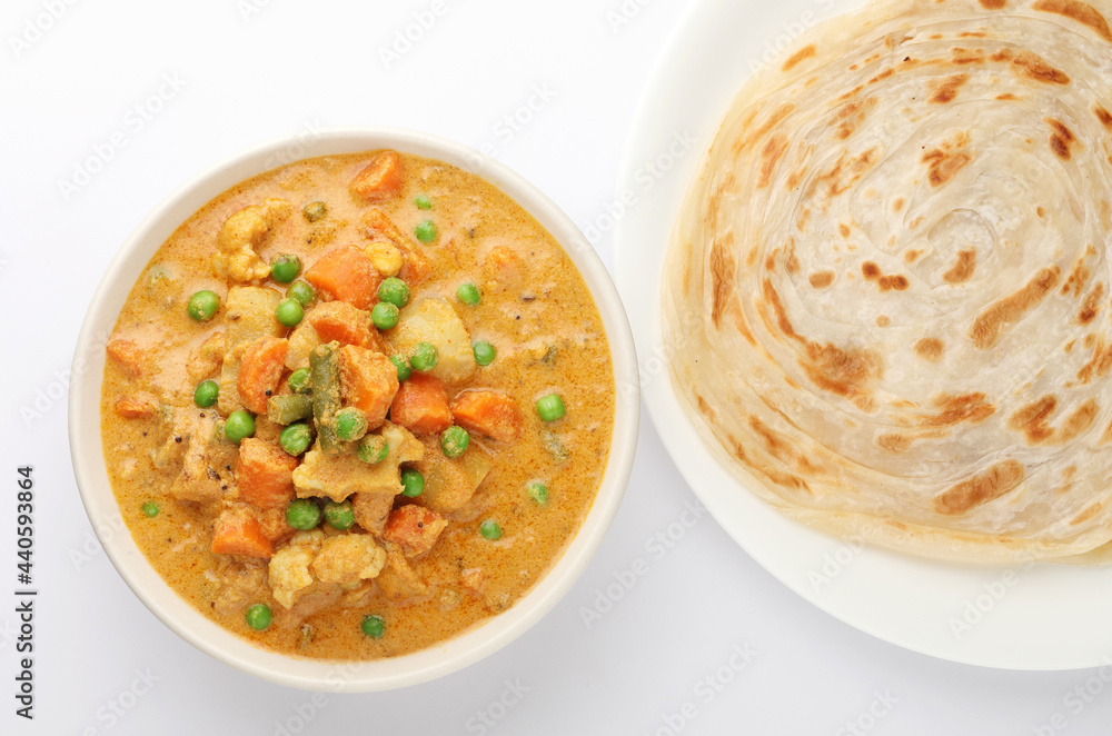 Malabar parotta with kurma, paratha kurma is a delicacy from the state ...