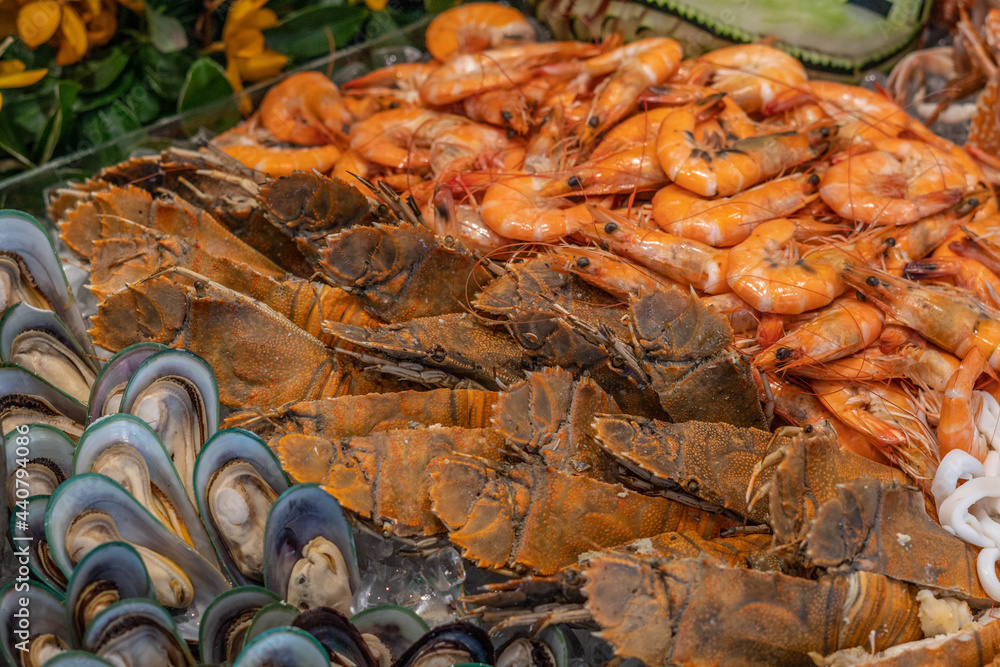 Thai seafood flavor mantis shrimp shrimp oyster and mussels / Cooked ...