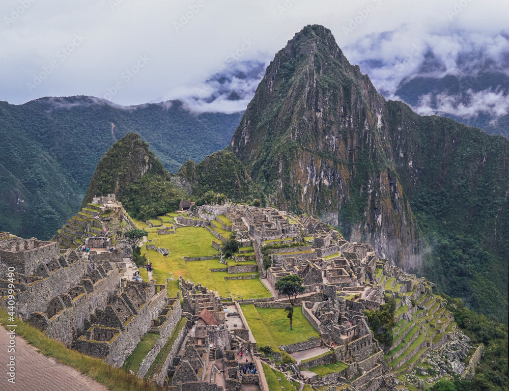 Famous view point of Machu Picchu lost city and Huayna Picchu mountain ...